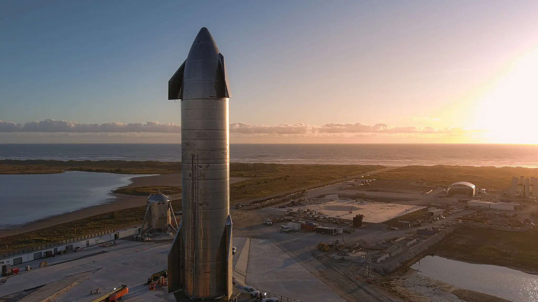 SpaceX thử nghiệm phóng tàu vũ trụ Starship SN8 - ONTOP.vn