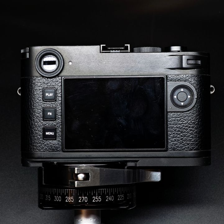 Mới: IDSworks "Pillar Grip" cho máy ảnh Leica M11 - ONTOP.vn